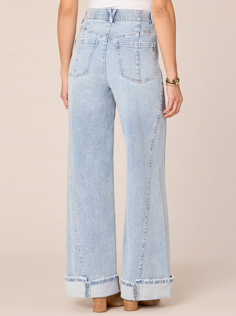 "Ab"solution® Fit Technology | Democracy® Clothing – Democracy Clothing